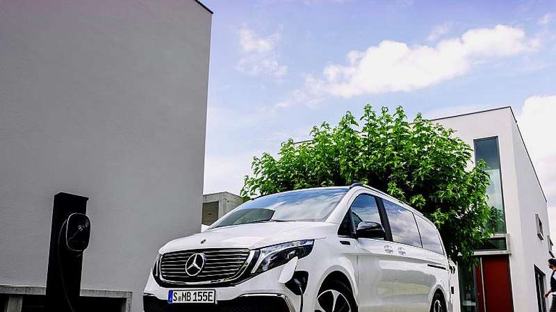 电动GO｜续航405km，梅赛德斯-奔驰旗下纯电MPV-EQV将于夏季上市,汽车,车评,好看视频