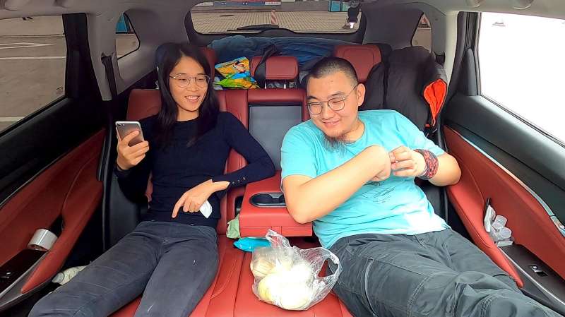 新买的长安cs75p赶长途，情侣二人白天在车上吃，晚上在车上睡,汽车,汽车改装,好看视频