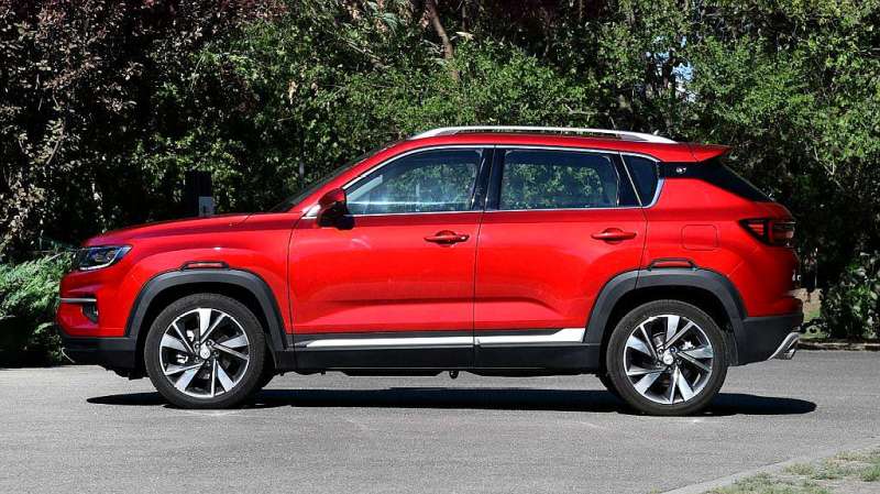 号称国产小型SUV“扛把子”！1.4T/158马力，9.39万起,汽车,车评,好看视频