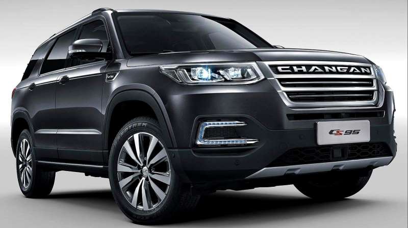 长安这SUV闪亮登场，车长4米9,2.0T+6AT，性价比赶超大众丰田,汽车,车评,好看视频