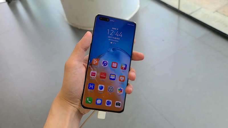 90Hz刷新率的华为P40 Pro玩吃鸡能提升多少？上手后感受出来了！,科技,数码,好看视频