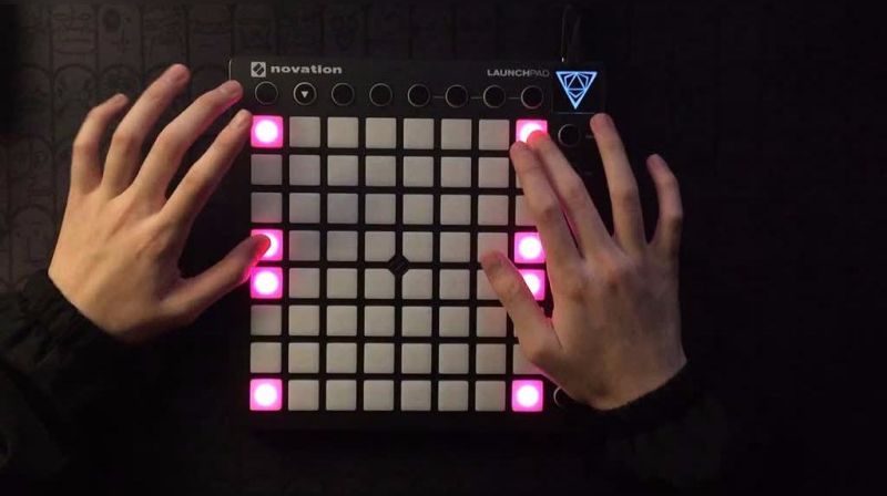 Launchpad酷炫演奏，五光十色的效果，看着让人着迷！,音乐,电子乐,好看视频