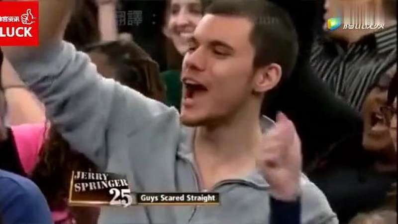 这位自带bigdick的姑娘太酷了,娱乐,娱乐周边,好看视频