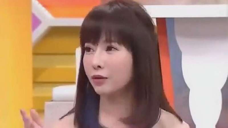台湾节目:外国人为何移居中国的人数较少,因为我们不是随便的人娱乐明星娱乐好看视频