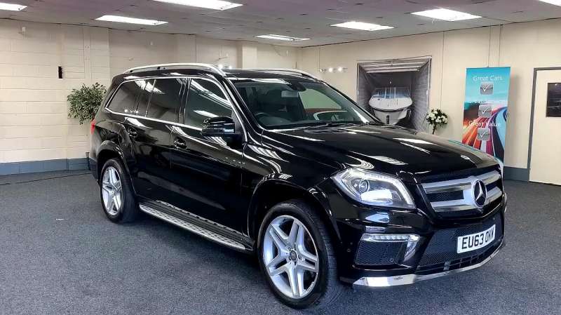 2019款奔驰GL350到店实拍，全面了解外观和内饰后，瞬间心动了,汽车,车评,好看视频