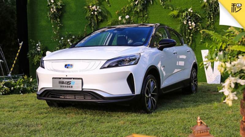 11.98万起帝豪GSe长续航版上市 荣威首款MPV谍照曝光｜车闻,汽车,车评,好看视频