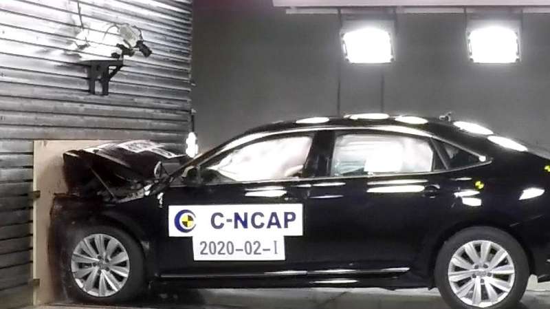 帕萨特C-NCAP碰撞试验视频来了，正面100%撞墙后表现如何？,汽车,车评,好看视频