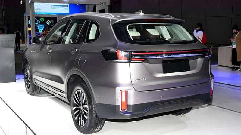 这才是最受欢迎的“X8”！2.0T压榨190马力，首搭8AT，开着有面子,汽车,车评,好看视频