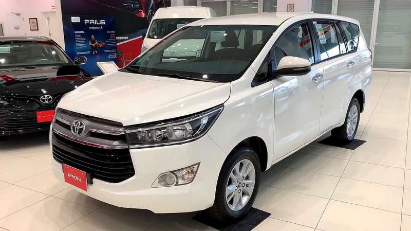 全新小型MPV!2020款丰田Innova到店，车门打开，霸气一幕上演了！,汽车,车展,好看视频