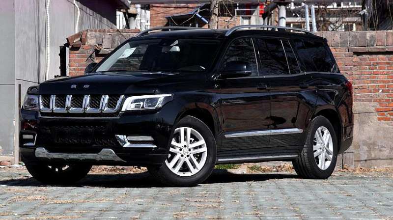 北汽最大SUV降50万！奔驰4.0TV8发动机，9AT配全时四驱！,汽车,车评,好看视频