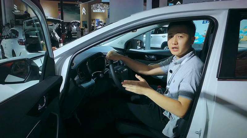 朗逸纯电e-LAVIDA太敷衍，启辰D60EV更实在,汽车,车评,好看视频