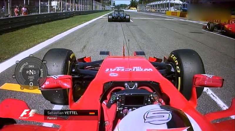 FI比赛：看F1这起步加速，就知道它有多快了！,体育,赛车,好看视频