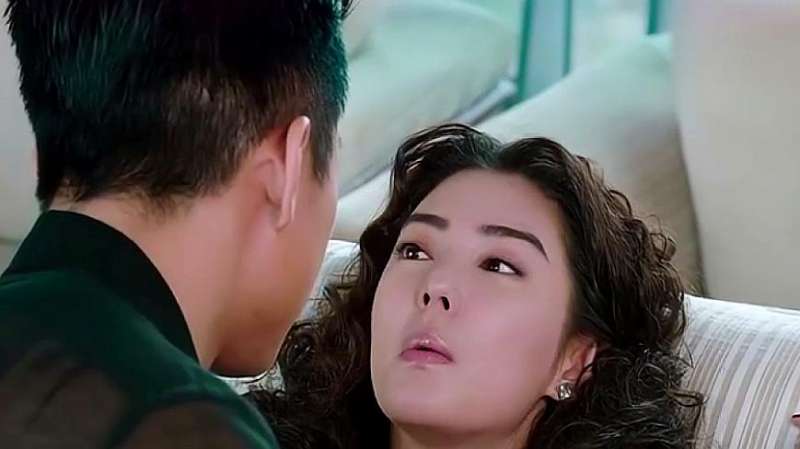 有钱就为所欲为？土豪被美女拒绝后，一个电话分分钟就有了新欢,影视,搞笑,好看视频