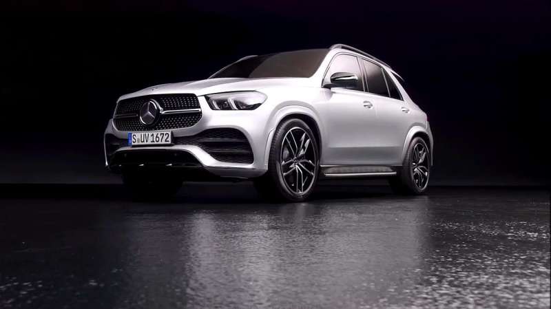 2019款奔驰GLE450颜值和做工让人非常满意，宝马X5这下尴尬了！,汽车,车评,好看视频