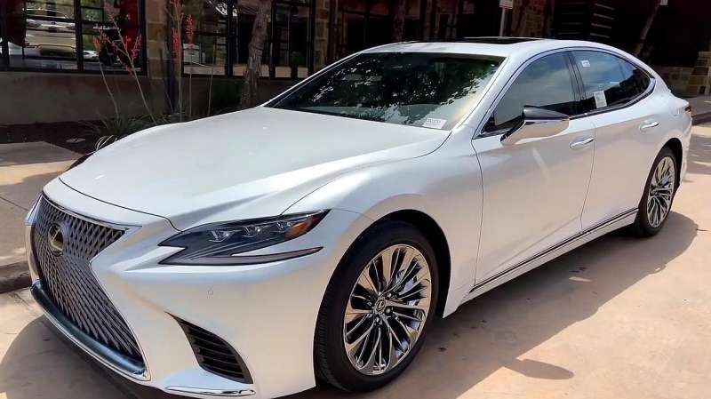 2020款雷克萨斯LS500入库实拍，看到外观内饰后，买不买S级自己定,汽车,车评,好看视频