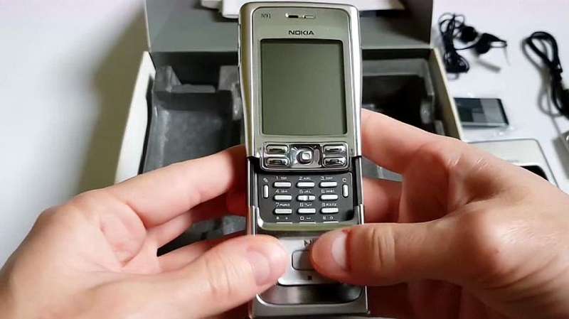 诺基亚N91开箱上手体验，一款灵性与艺术结合的手机,科技,数码,好看视频