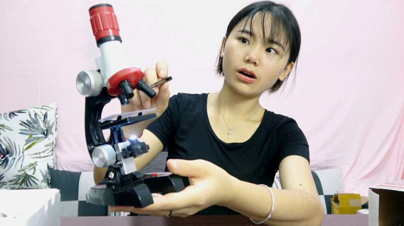 试玩“显微镜”，原来微生物都长这个样子，看着太神奇了！,搞笑趣味,恶搞趣玩,好看视频