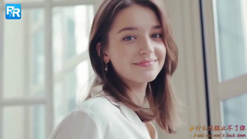 ins超火的俄罗斯女神翻唱 你就是太阳花呀！,音乐,流行乐,好看视频