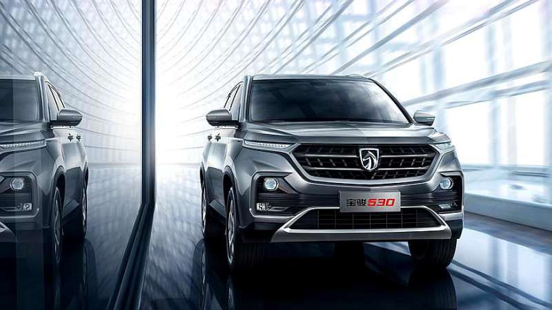 国产小型SUV中热门选手，宝骏530和CS55咋选？,汽车,车评,好看视频