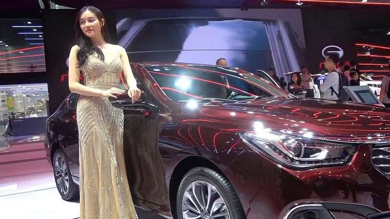 车长4.9米B级车才10万出头，标配1.5T带6AT，家用比朗逸舒服,汽车,车评,好看视频