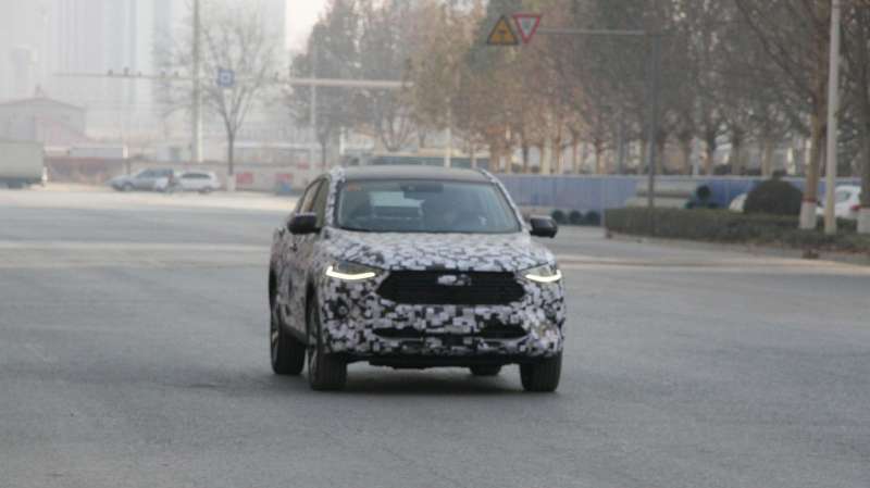 哈弗首款轿跑SUV车型，哈弗F7X路试谍照曝光，长安CS85压力大了,汽车,玩车,好看视频