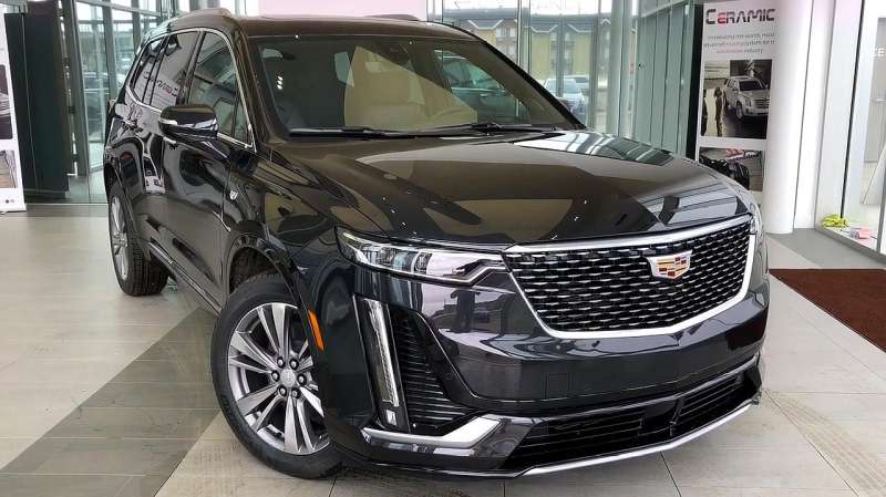 凯迪拉克这款SUV不简单，2.0T发动机爆出241马力，外观比揽胜霸气,汽车,车评,好看视频