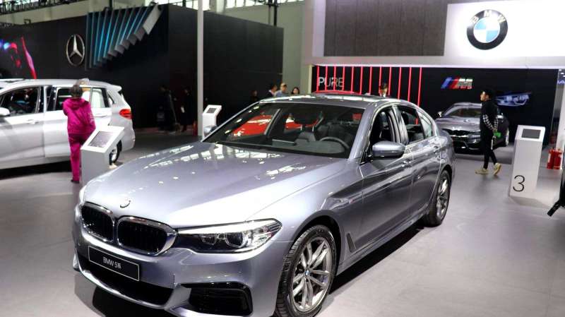 价格相差4万，525Li和530Li该如何选择？看完买车不再纠结,汽车,汽车周边,好看视频