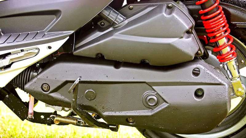 最强弯道性能踏板车！149CC风冷引擎+ABS+液晶仪表，续航300公里,汽车,车评,好看视频