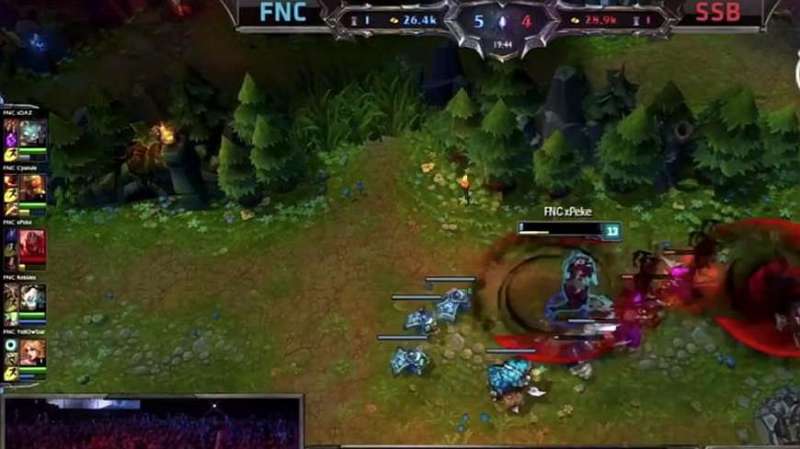 LOL世界赛经典瞬间：FNC法王用劫秀翻了Dade的男刀！,游戏,MOBA,好看视频