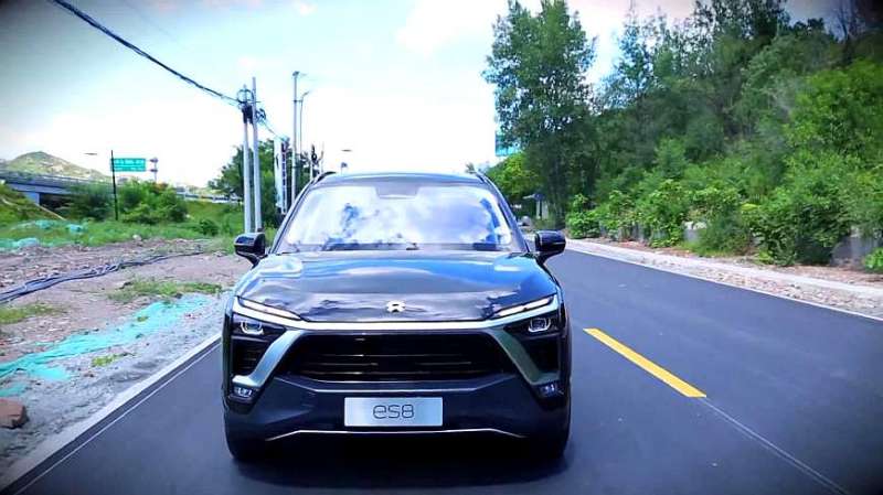 再也不用担心“开车自拍”被撞了，先进人车交互系统，蔚来ES8,汽车,车评,好看视频