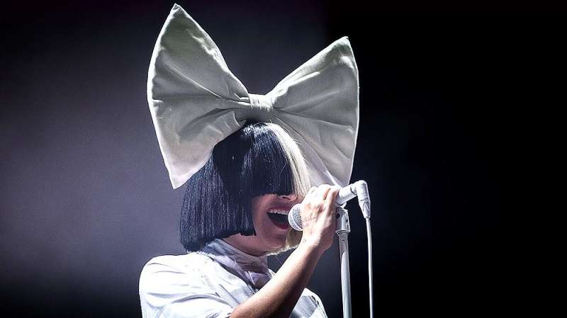 Sia最火的8首神曲，只用4分钟创作的歌，海外播放达18亿！,音乐,流行乐,好看视频