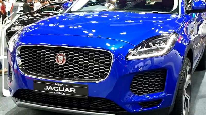 2019款捷豹E-PACE亮相，外观超霸气，看完后不考虑奥迪Q3,汽车,车展,好看视频