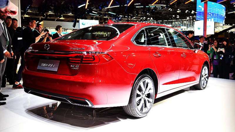 国产B级车的希望!全新一代GA6登场,尾灯终于帅出新高!,汽车,车评,好看视频