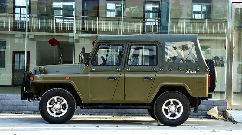 北汽BJ212售价7.07万元，却被称为“工业垃圾”，这是为什么？,汽车,车评,好看视频