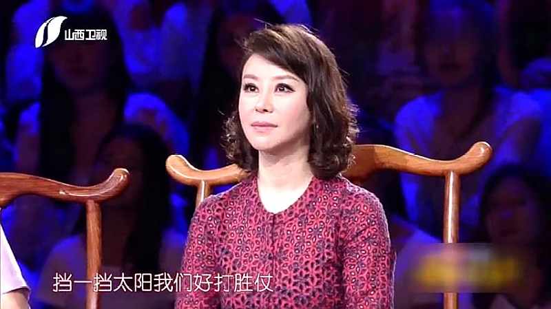 炒货老板娘开嗓演唱一首《嫂子颂》好听极了,百听不厌音乐民族好看视频