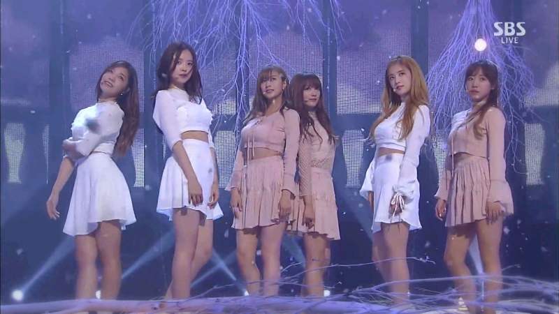 韩国APINK组合《only one》很精彩的表演,音乐,流行乐,好看视频