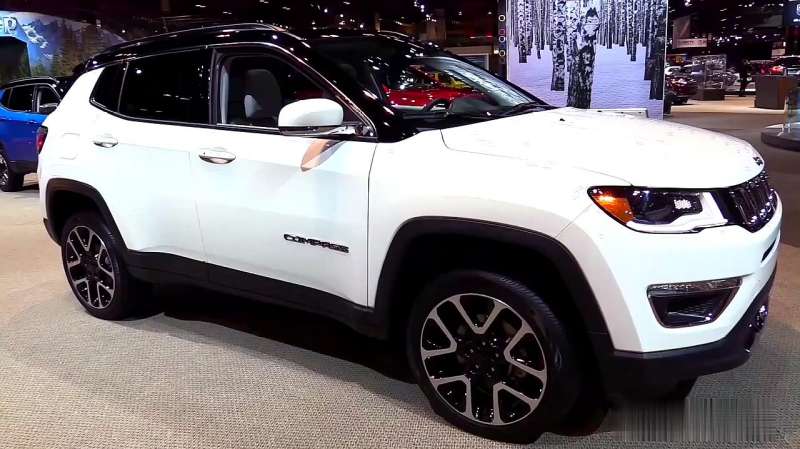 全新Jeep指南者，2.0L动力搭9AT外观小改，加了四驱油耗7.2L,汽车,车评,好看视频