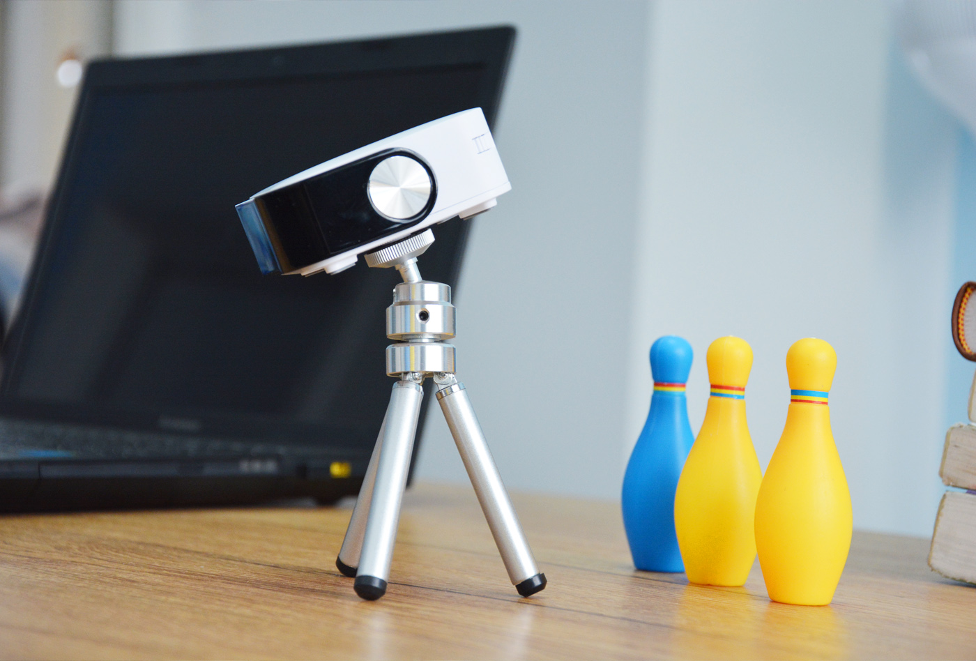 小巧便携，时尚功能全，Lmix投影仪测评_驱动中国