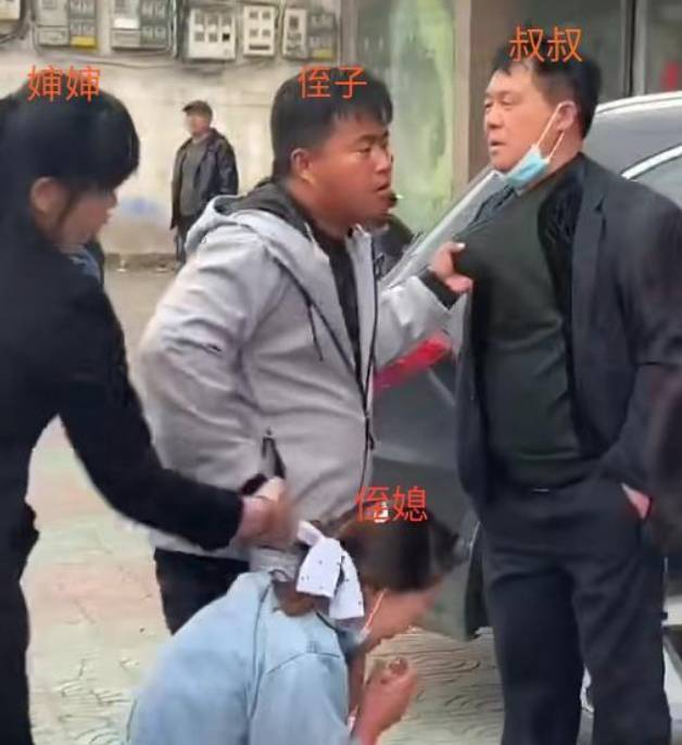 河南一叔叔与侄媳通奸,侄子和婶婶捉奸,人类的羞耻心去哪儿了