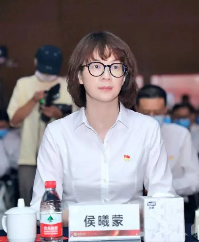 24年券商女将调任重庆银行副行长,曾是公司最年轻高管