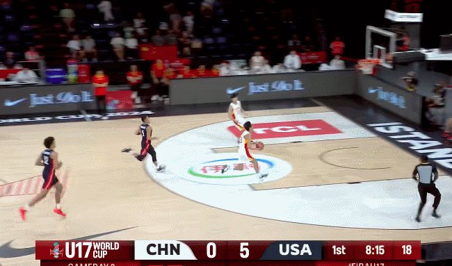 鸿沟差距，U17男篮惨败84分！美国创队史纪录 7分钟轰33-0攻击波