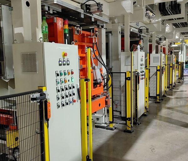 意普新品｜更适配大型设备！SLM13系列门锁支持12组触点配置