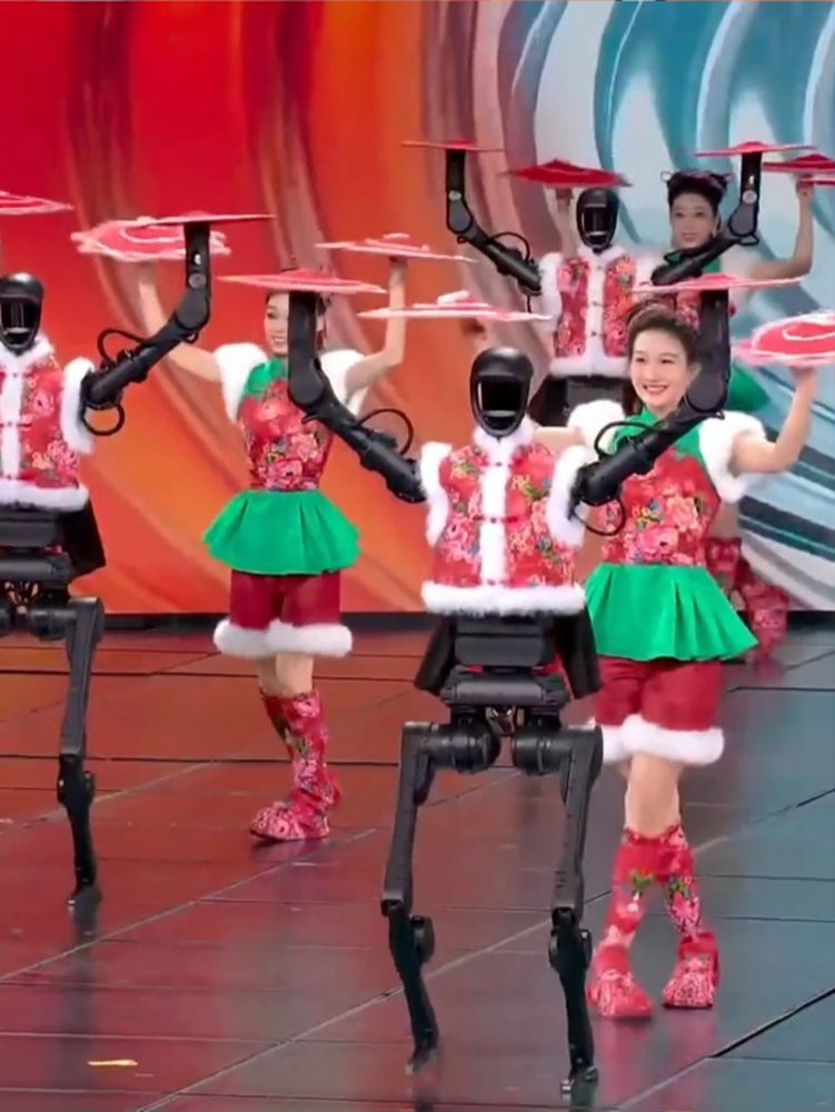 春晚重新定义赛博东北！机器人都会扭秧歌了！真的好震撼,科技,人工智能,好看视频