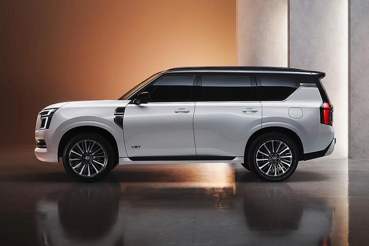 2025款日产途乐正式亮相，配3.5T+9AT，后排能变2.1米双人床-有驾