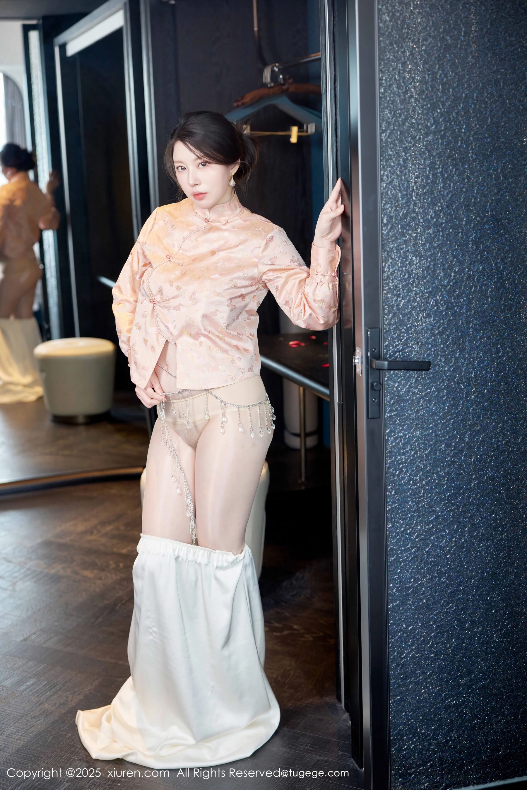 [Xiuren秀人网] 2025.05.29 NO.10341 白茹雪abby[73P]-六色网