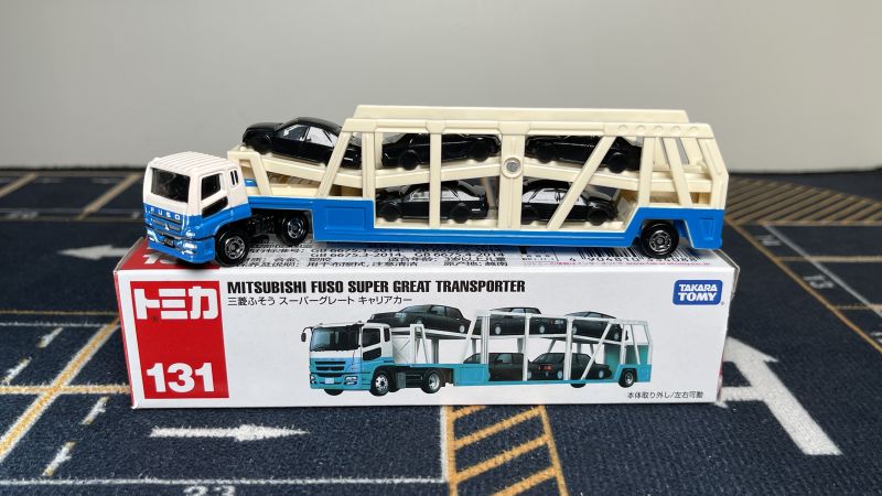多美卡 TAKARA TOMY 131号 三菱 扶桑 FUSO 超大型运输车,生活,潮玩玩具,好看视频