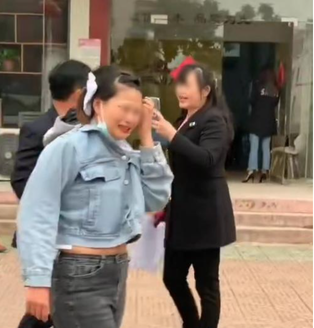 河南一叔叔与侄媳通奸,侄子和婶婶捉奸,人类的羞耻心去哪儿了