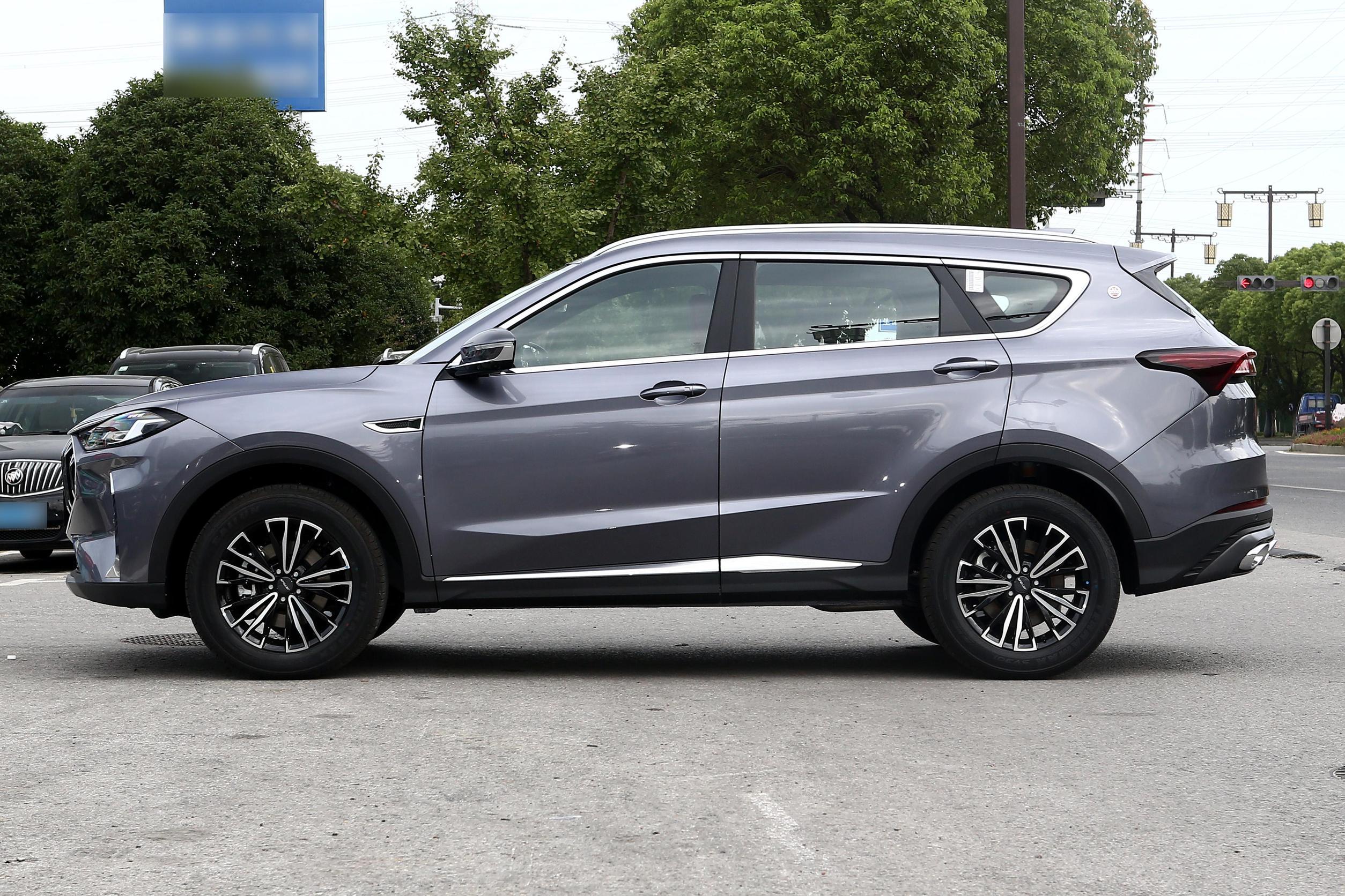 实惠的家用SUV，捷途X70 PLUS预售8.99万起，可选7座，车长4749mm-有驾