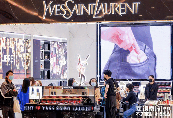 成都银泰城高化业态拿下多项第一，成为品牌布局西南的重要战略点