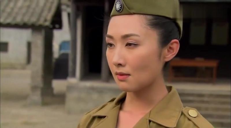 最后一枪：魔鬼教官给女特工上最后一课，怎料被08号特工一枪干掉,影视,战争片,好看视频